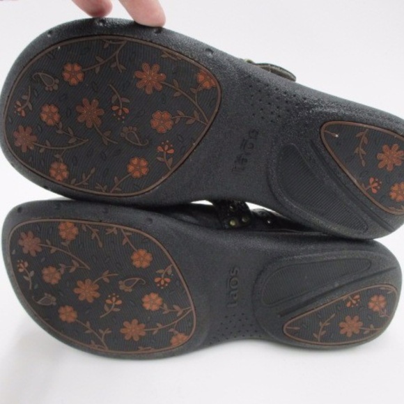 Taos Footwear | Shoes | Taos Womens Shoes Black Clogs Leather Studed Sz ...